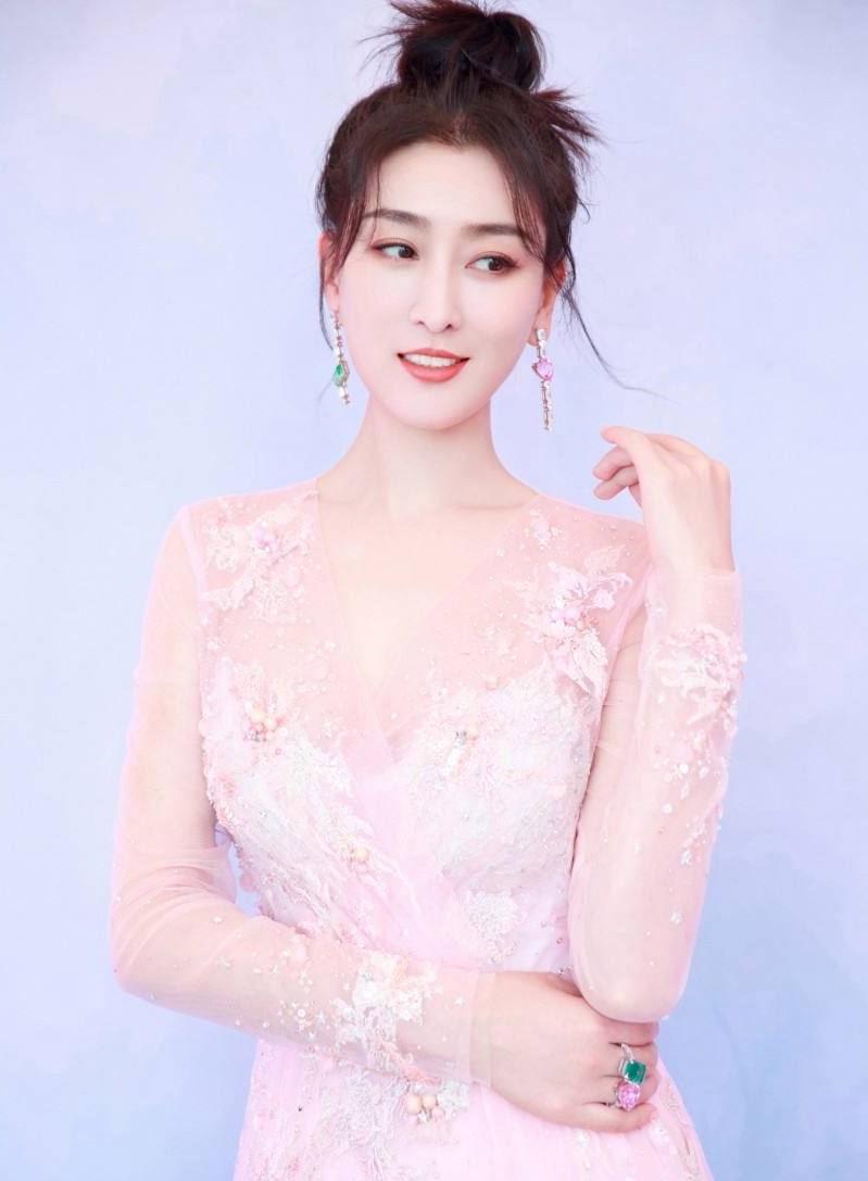 The "old bustard" in the circle is exposed again, the scale is too ...