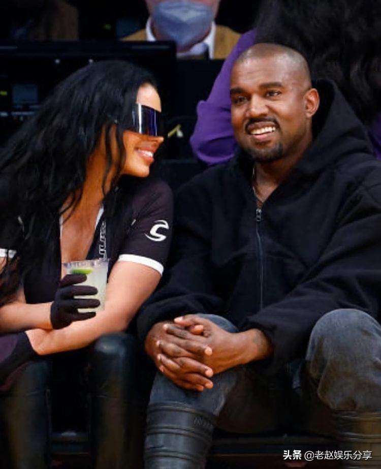 Who is Kanye's new girlfriend, Chaney Jones?Why is he so similar to his ...