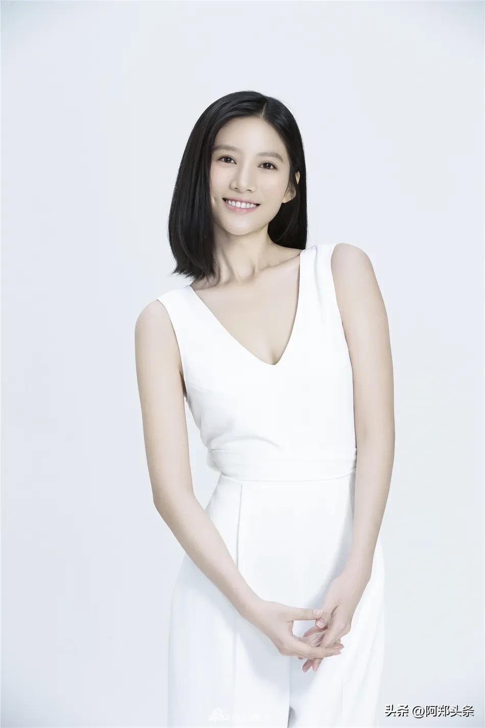 Entertainment star temperament goddess Wu You, - iMedia