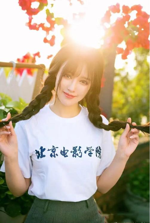 The 18th-line young actor Gao Liu sells miserably, claiming that he is ...