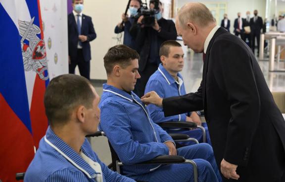 Putin comforted the wounded soldiers and announced that "everyone who ...