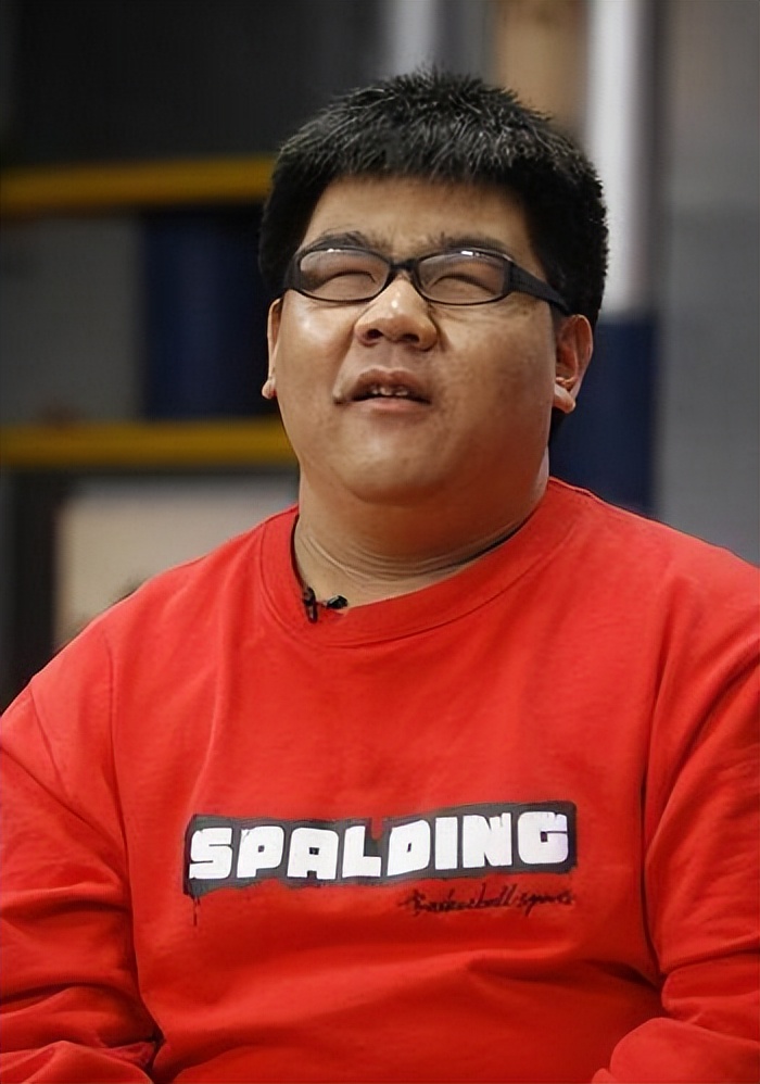 Blind singer Yang Guang: After being popular, he was hidden because of ...