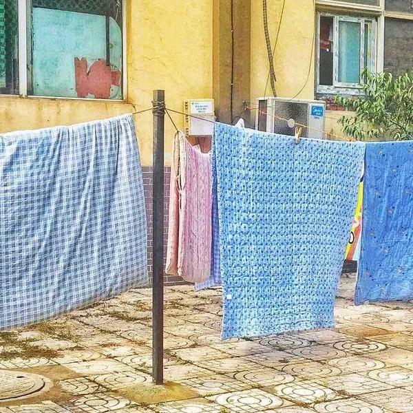 "It's noon to dry the quilt", so there are so many things to do with ...