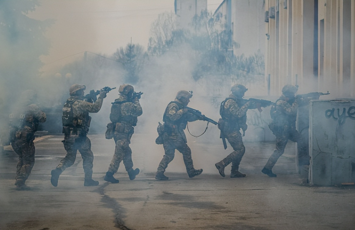 The true colors of pirates reappeared, NATO's arsenal bottomed out, and ...