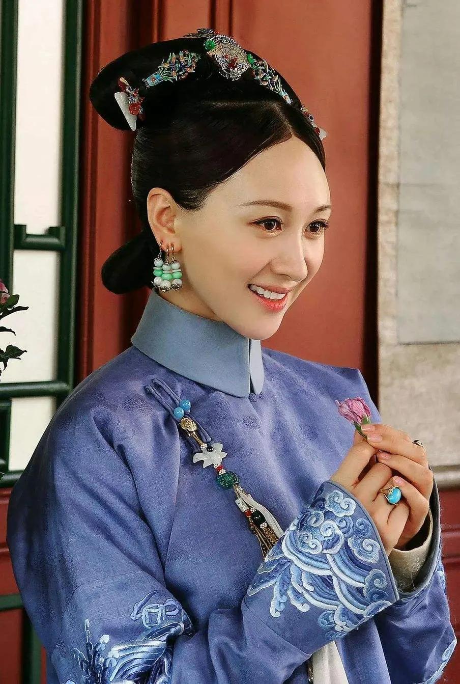 Concubine Yu, who got a bad card at the beginning, turned around ...