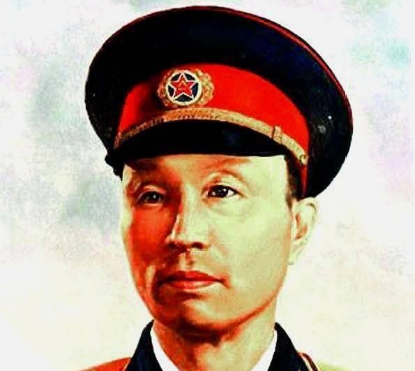 The deputy commander invited an instructor, but his subordinates were ...