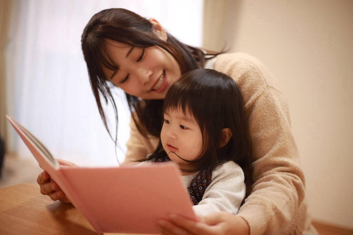 The benefits of listening to stories often are beyond your imagination ...