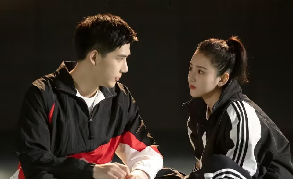 Wang Anyu and Song Zuer paired up, Jiang Yiyi and Guo Junchen joined, this costume drama became ...