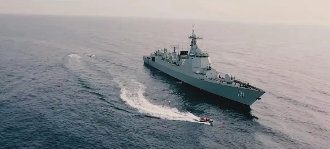 The 052D guided missile destroyer "Taiyuan" ship's vertical launch of missiles is exposed, super ...