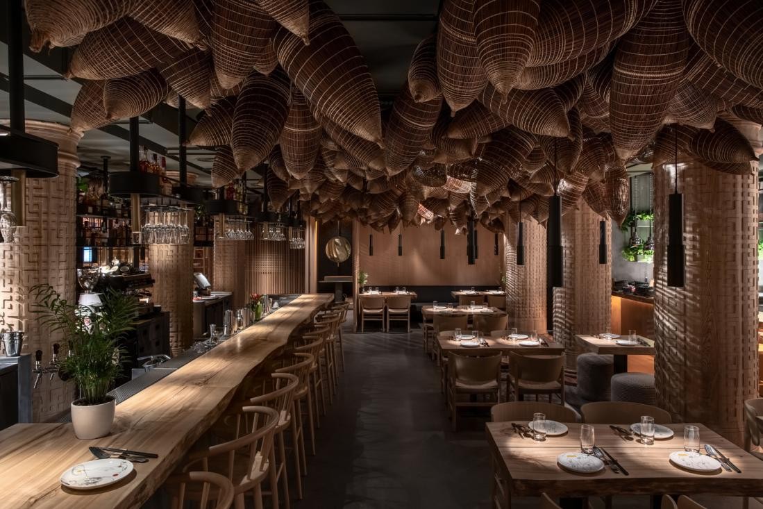 Dramatic spatial aesthetics - iNEWS