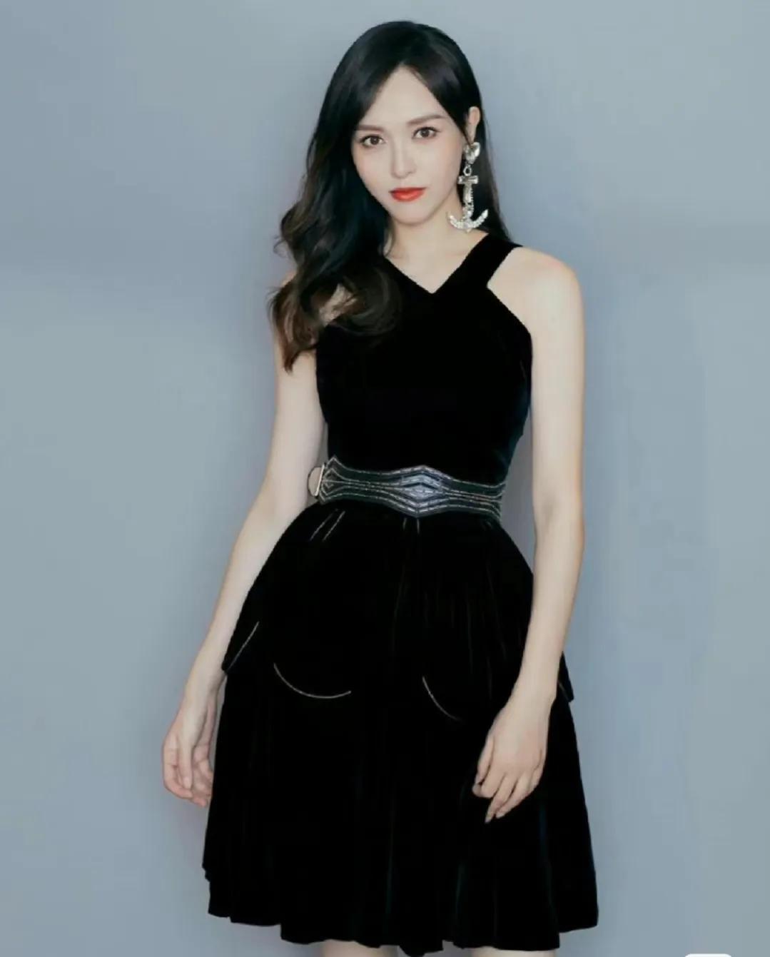 "Tang Yan: A sweet girl who shows her true self" This is pure natural ...