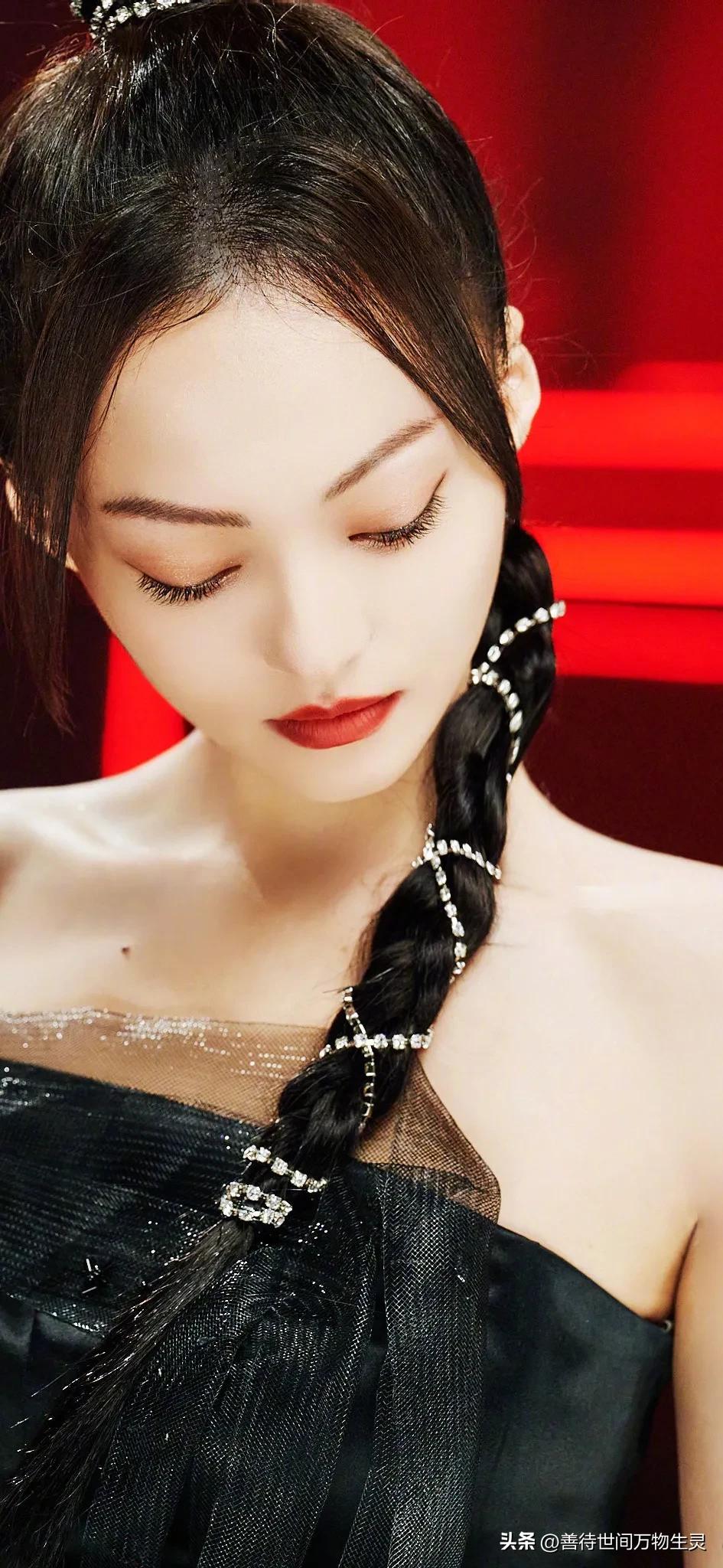 Angela Chang fashion photo album (collection quality) - iNEWS