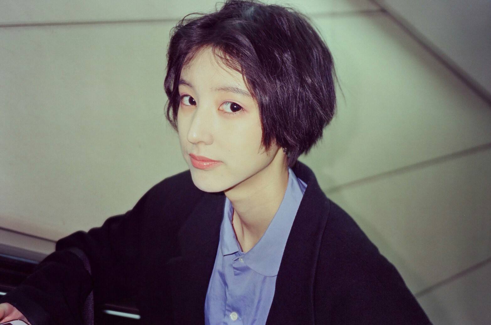 Wang Yueyi, 32-year-old Hua Chenyu's rumored girlfriend - iNEWS