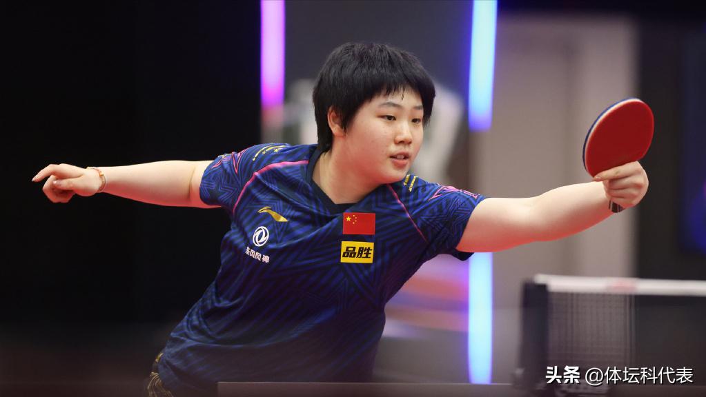 Qiu Yike, the head coach of the world's number one Sun Yingsha, is very ...