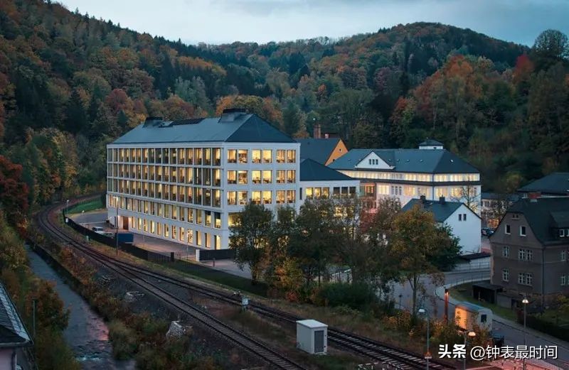 How did Lange watch, which was only created in 1990 and launched its ...