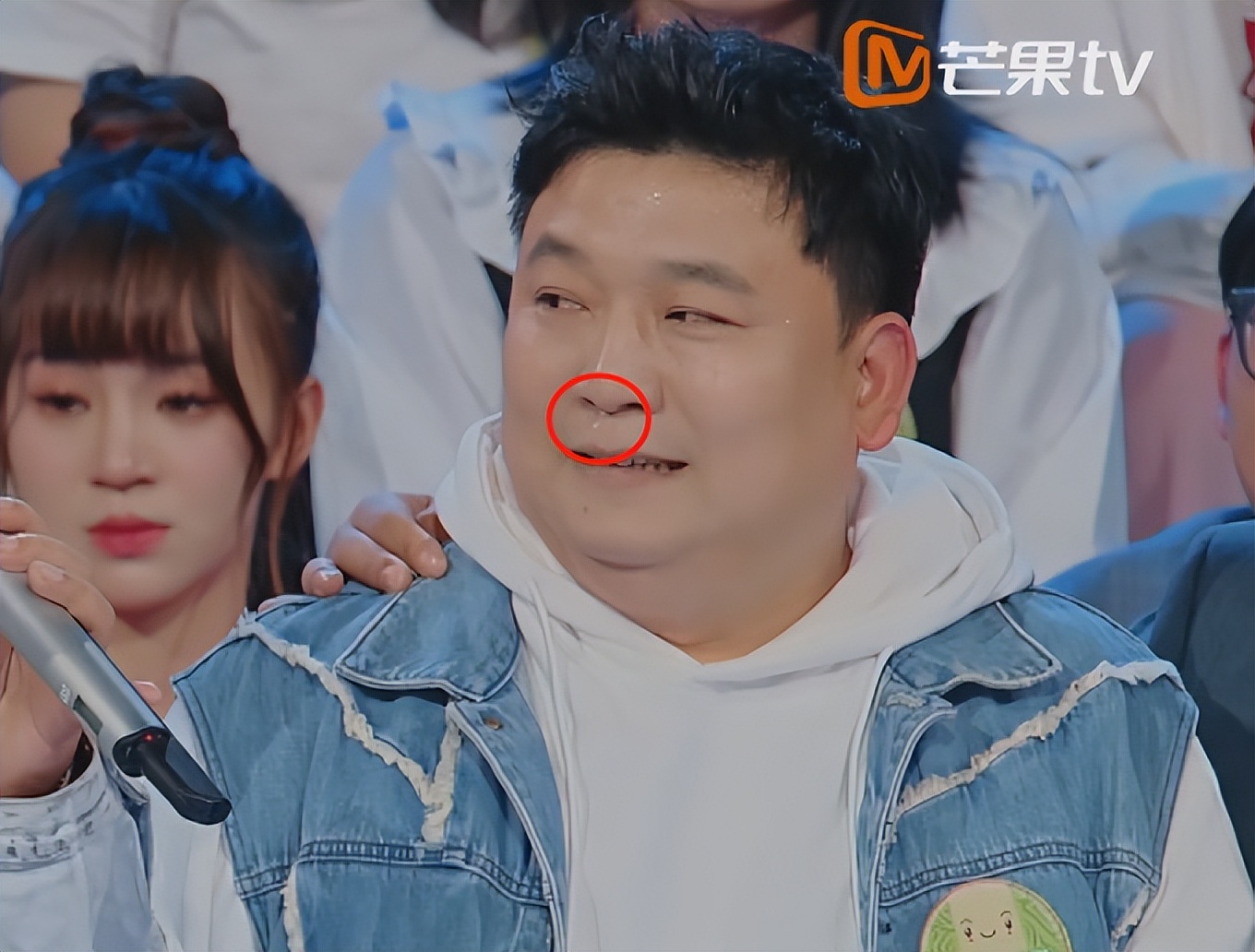 The fans are crying and their noses are running straight. Wang Han's ...