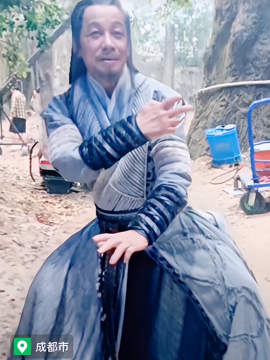 Liang Xiaolong settled in the Mainland!The photo of Ouyang Feng in "The ...