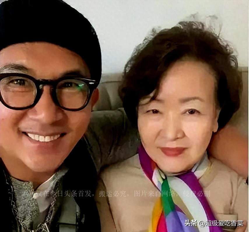 It was revealed that Koo Jun-yup reunited with actress Chae Yeon after ...