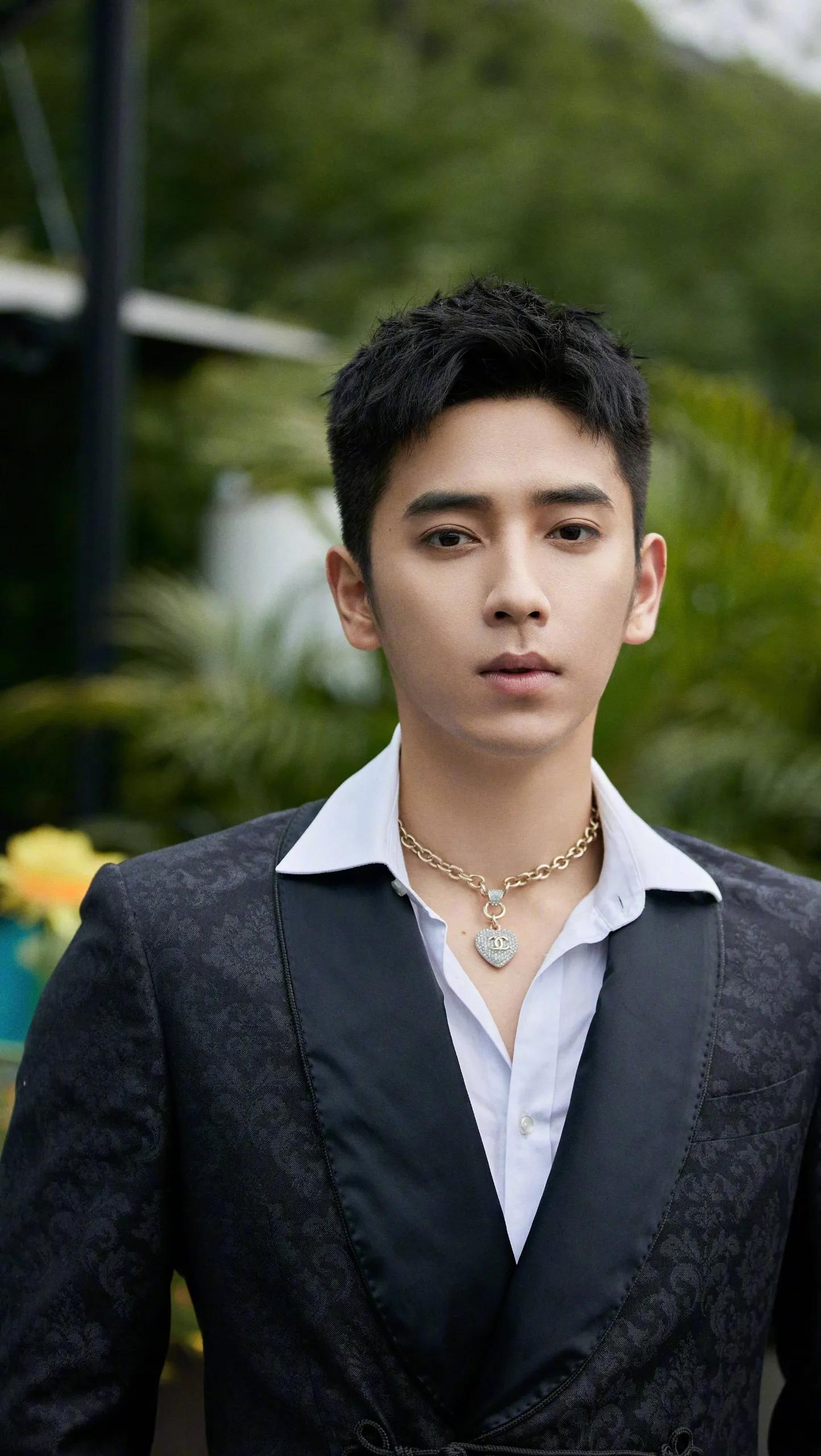 The handsome Chen Ruoxuan - iMedia