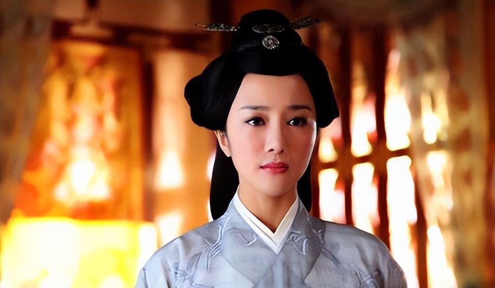 Comparing the legend of Lu Zhen 10 years ago, Xiao Transparent turned into a top-notch, but some ...