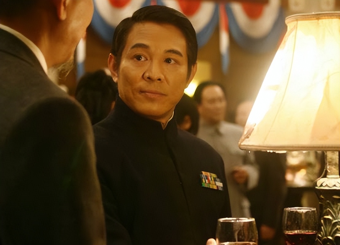 The 60-year-old Jet Li returned to China to make money, causing heated ...
