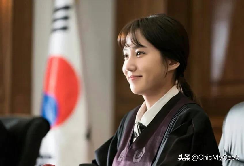 "Very Lawyer Yu Yingzhen" she finally became popular!A model worker who ...