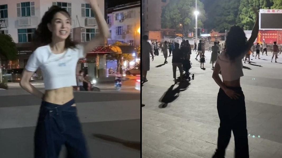 At the age of 56, Li Ruotong went to the square to dance late at night ...