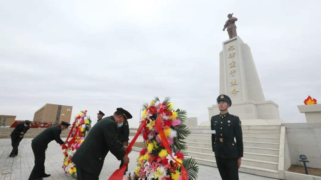 Seventy years, Qiu Shaoyun never left - iNEWS