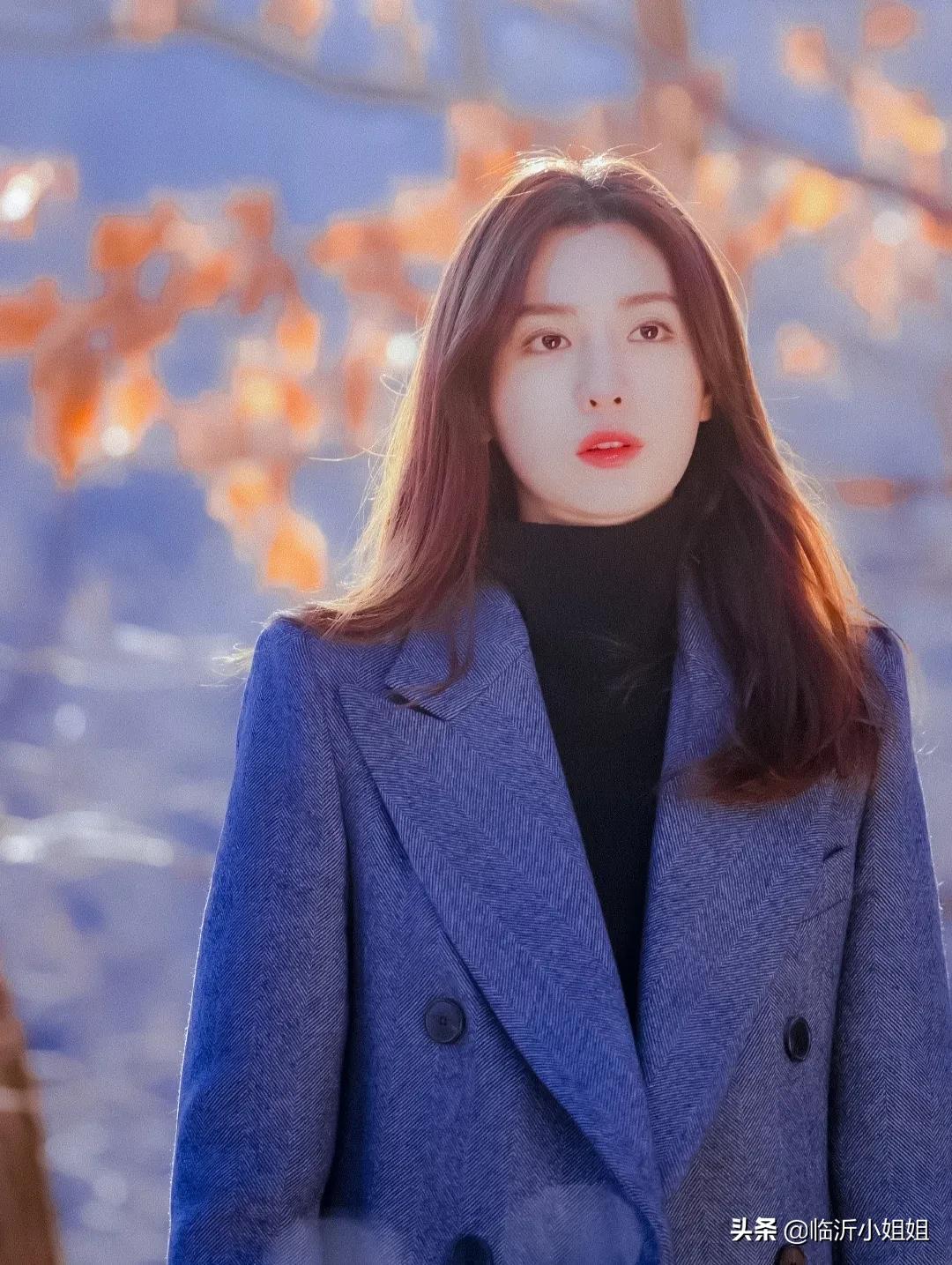 Lin Zhenna, a glamorous and glamorous beauty born as a model, with both ...