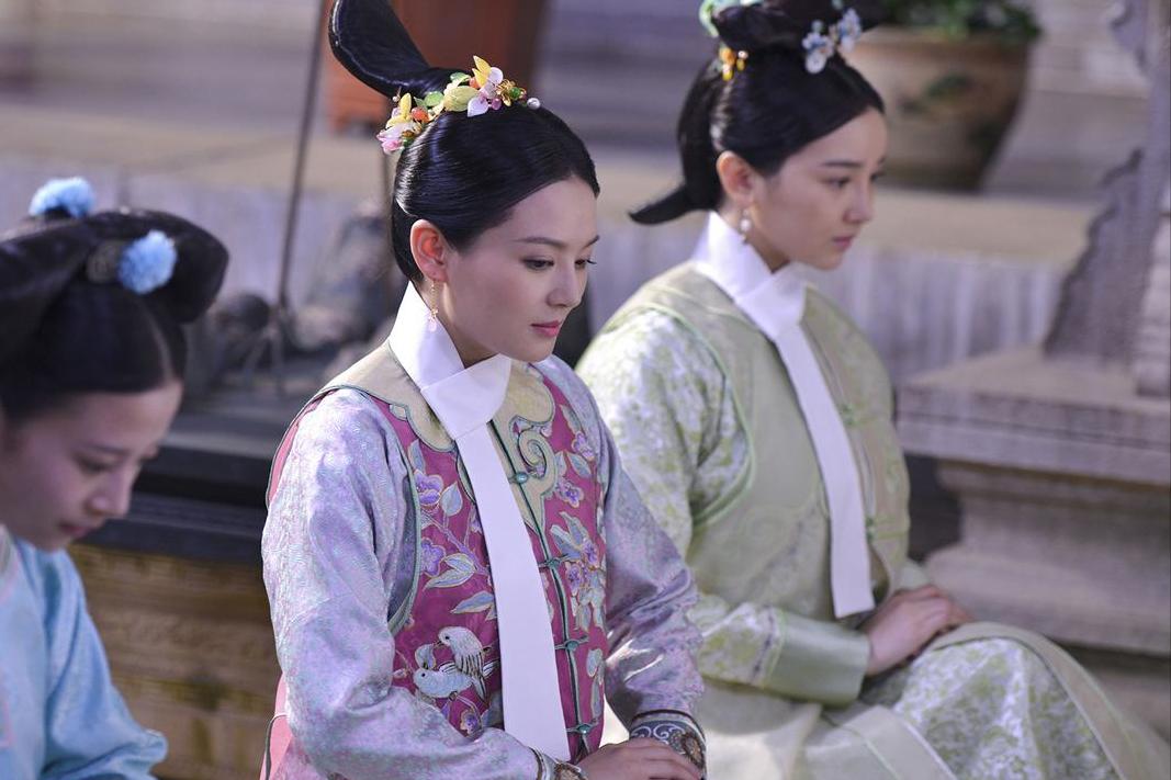 Watching "Story of Yanxi Palace" and "Ruyi's Royal Love in the Palace ...