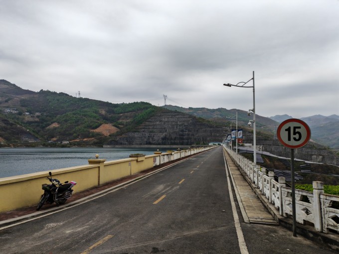 On April 9th, visit Daqikong in Libo and taste Yao's local dishes - iMedia