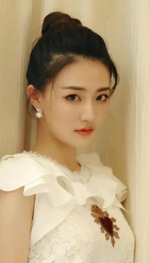 Chinese fashion movie star - Xu Lu photo - iMedia