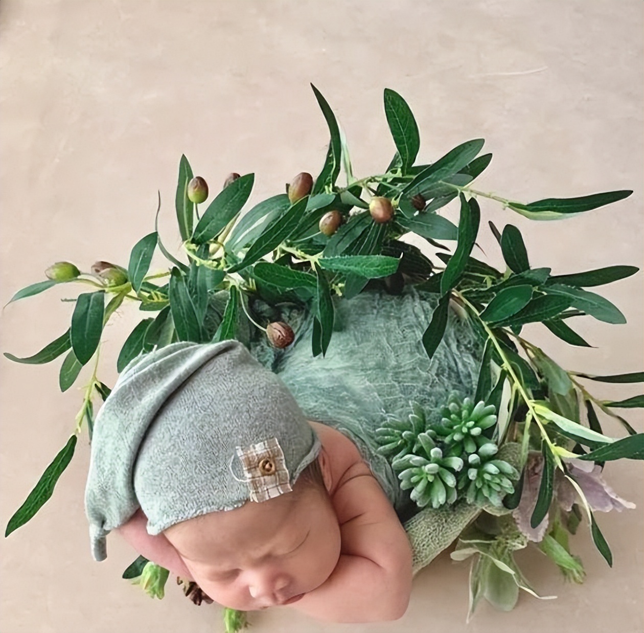 The 75-year-old rich man is a father again! The 42-year-old singer's ...