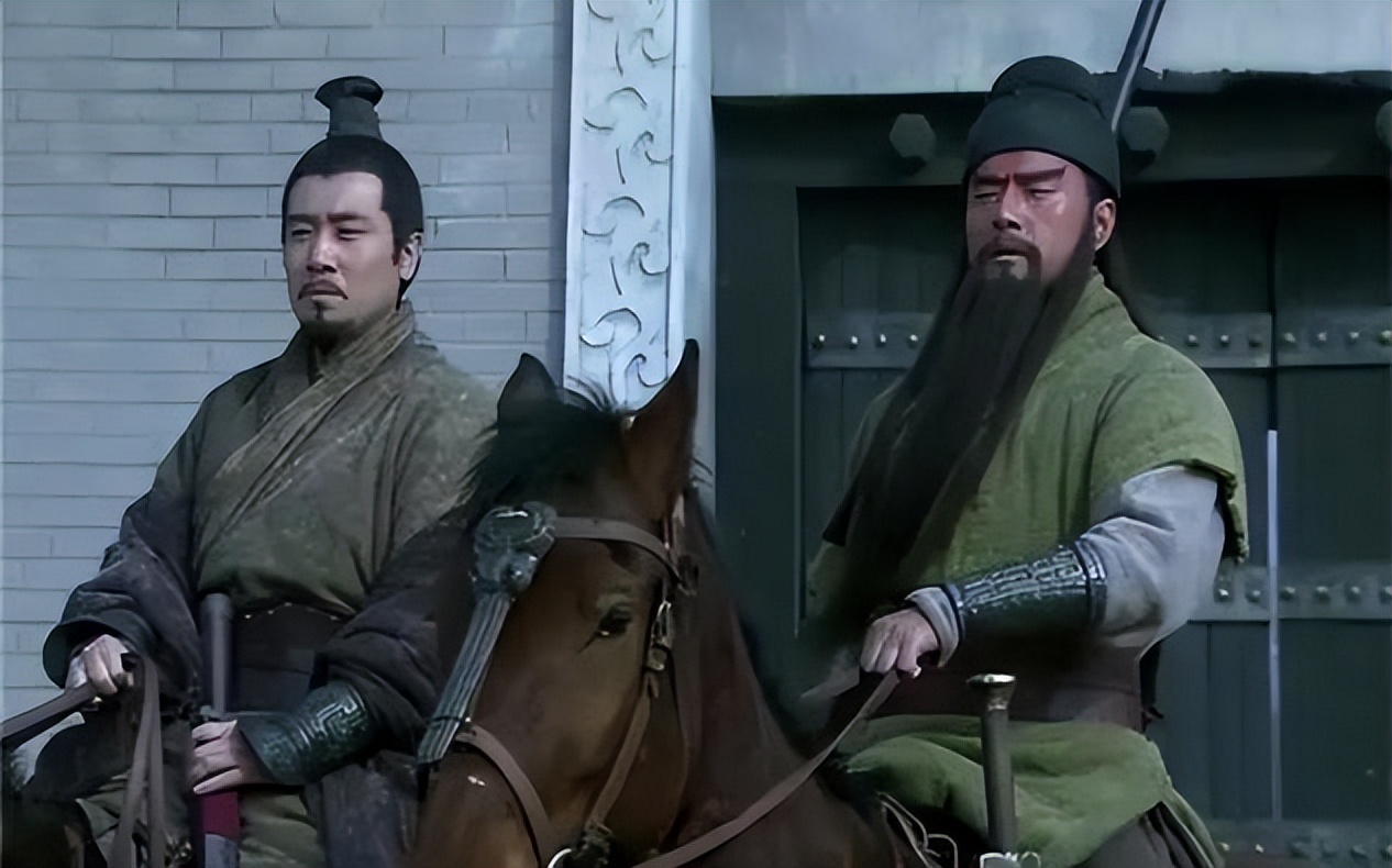 In the official history of the Three Kingdoms, there are only four ...
