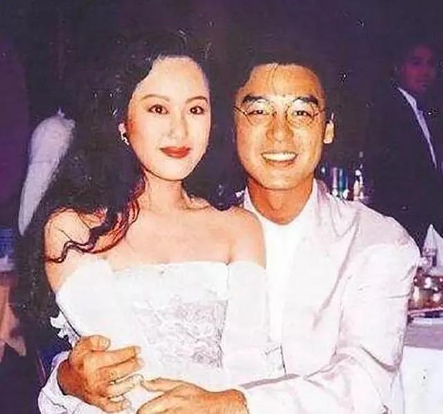 A woman named Zhang Xiaohui brought down two rich men - iNEWS