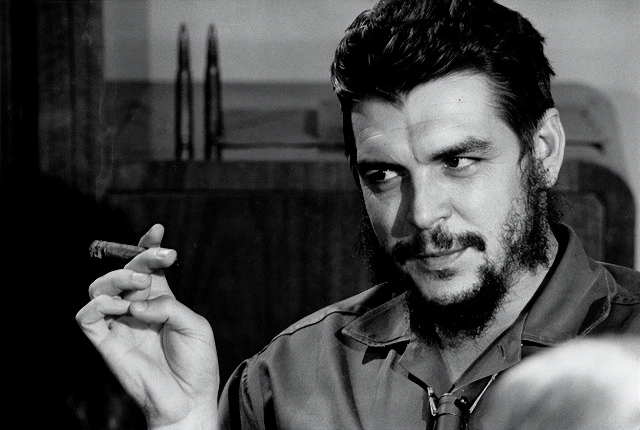 The scene of Guevara's murder: calmly facing the execution soldiers, he ...