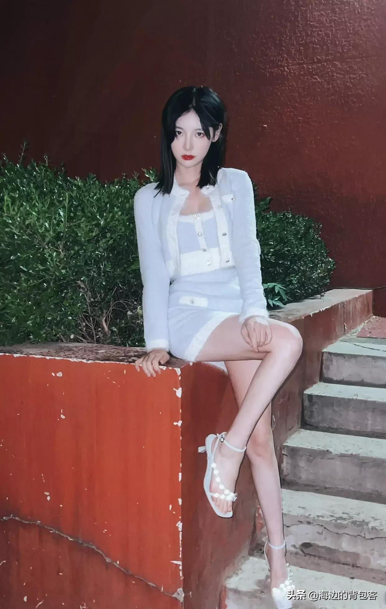 Mainland beautiful singer and actress - Zhao Yue, she is sweet and ...