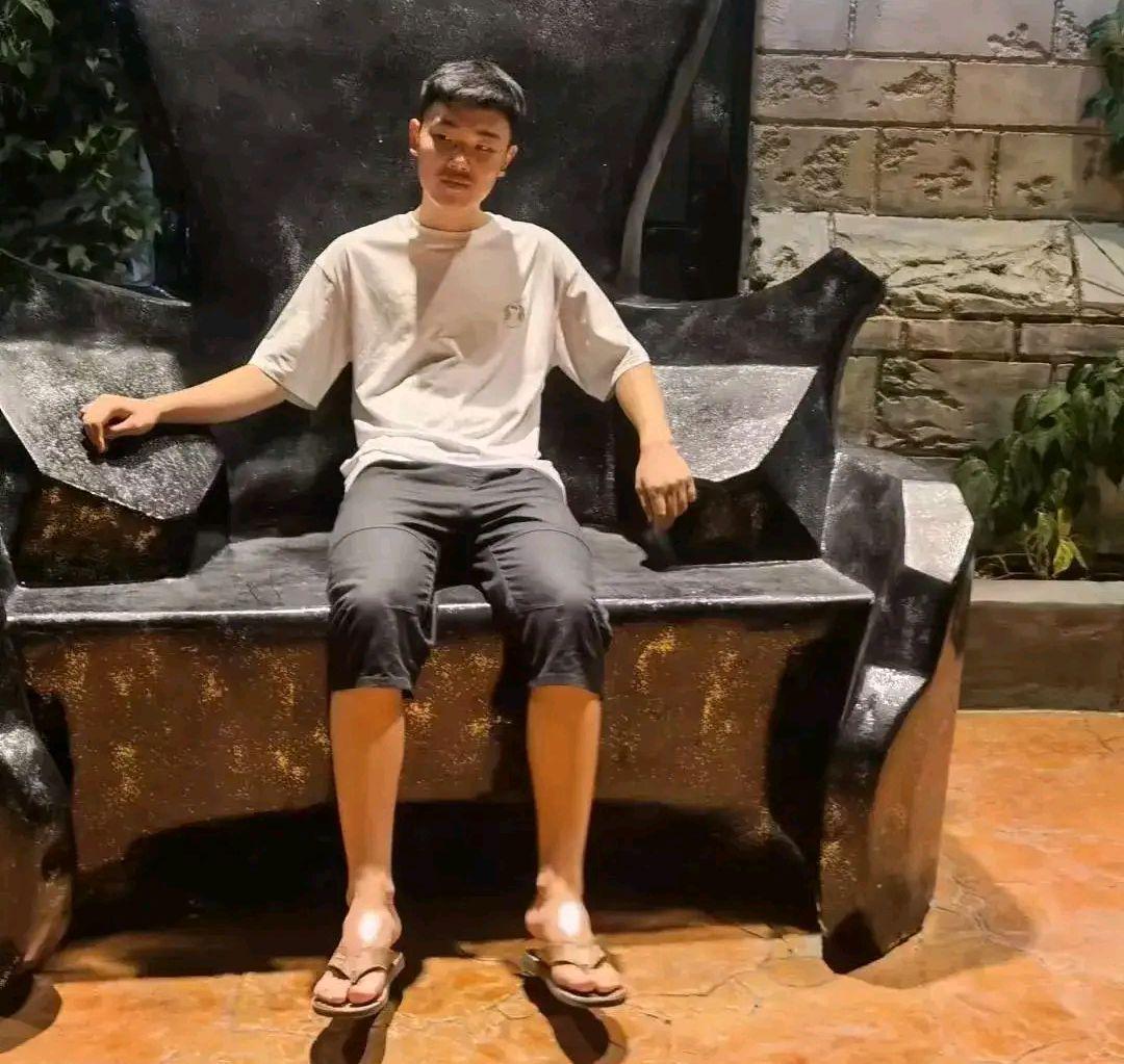 Why has no celebrity spoken out for Hu Xinyu so far?let me tell you why ...