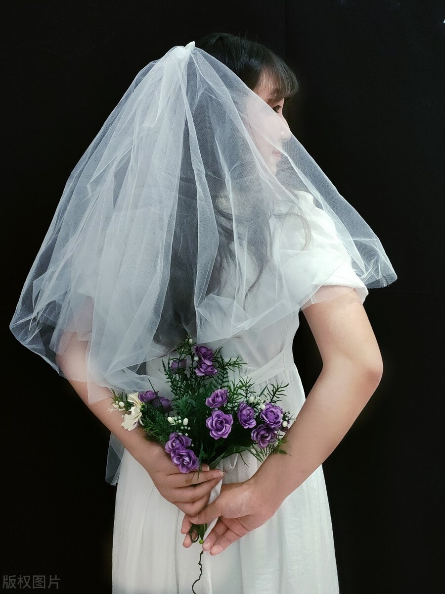 After a lapse of 23 years, Feng Feilian once again staged the century ...