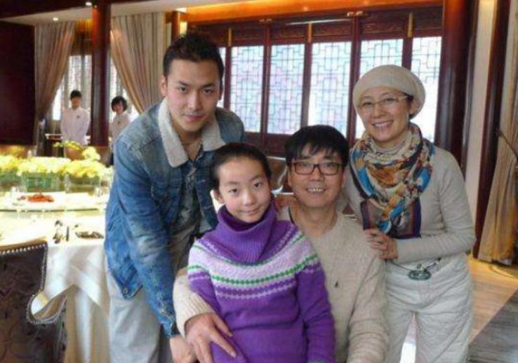 Actor Fan Ming: Married a second-married woman at the age of 33 - iNEWS
