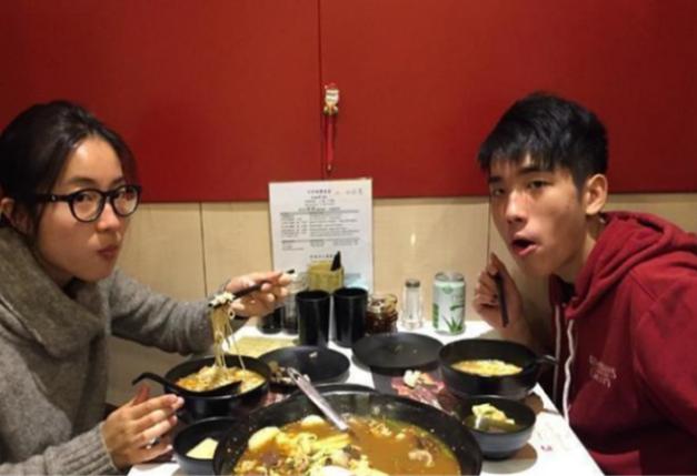 The 73-year-old "Chen Zhen" Liang Xiaolong accepted his apprentice, he ...