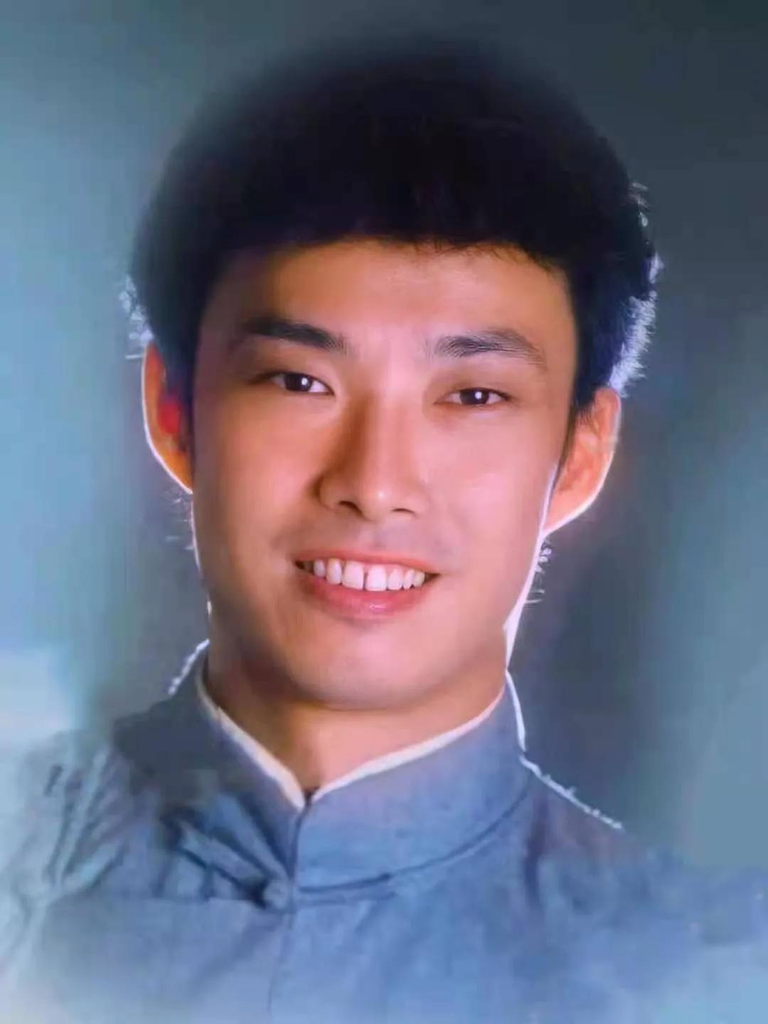 Reprinted from 1984 old news "Fei Yuqing finally won the Golden Bell ...