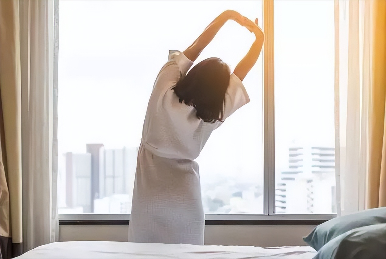 Waking up early to ruin the day?What is the best time to get up in the ...