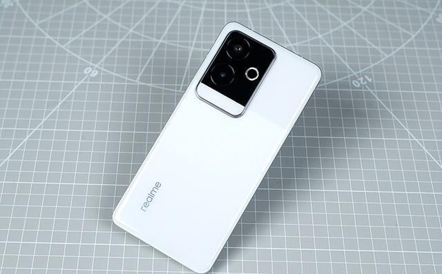 Recommended for October phone replacement, these three models have ...