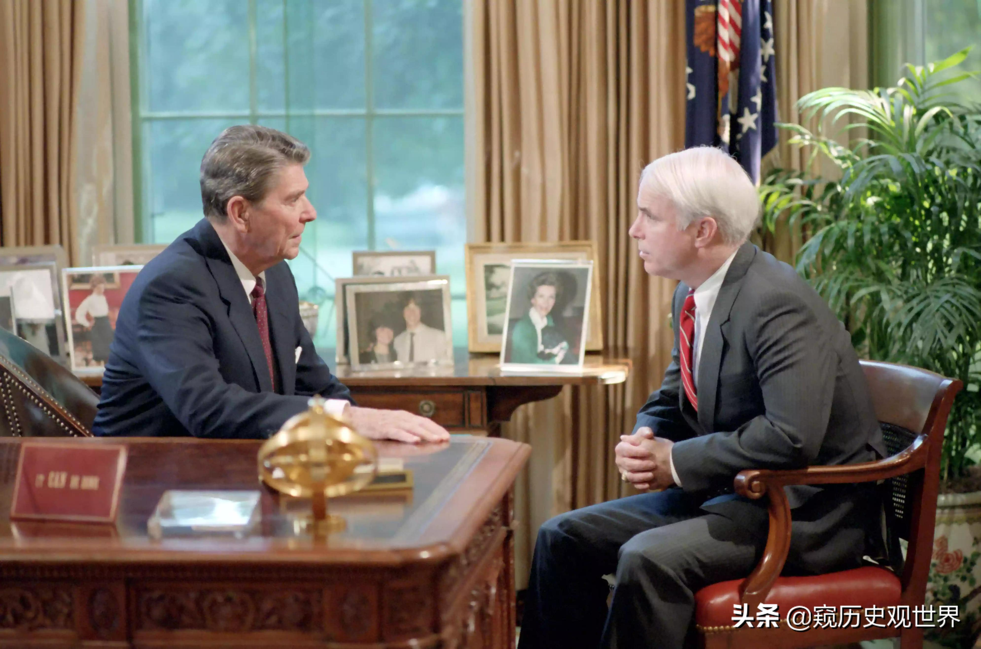 John McCain Biography, From Prisoner of War to Influential U.S. Senator ...