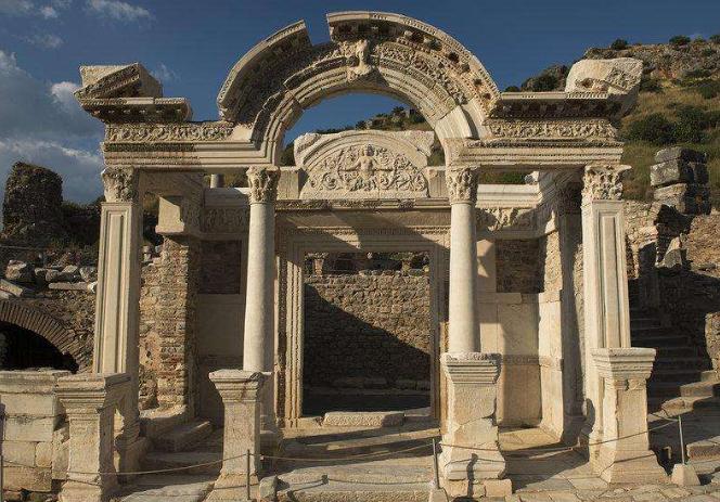 The Origin and Evolution of Ancient Greek Utopia Thought - iNEWS