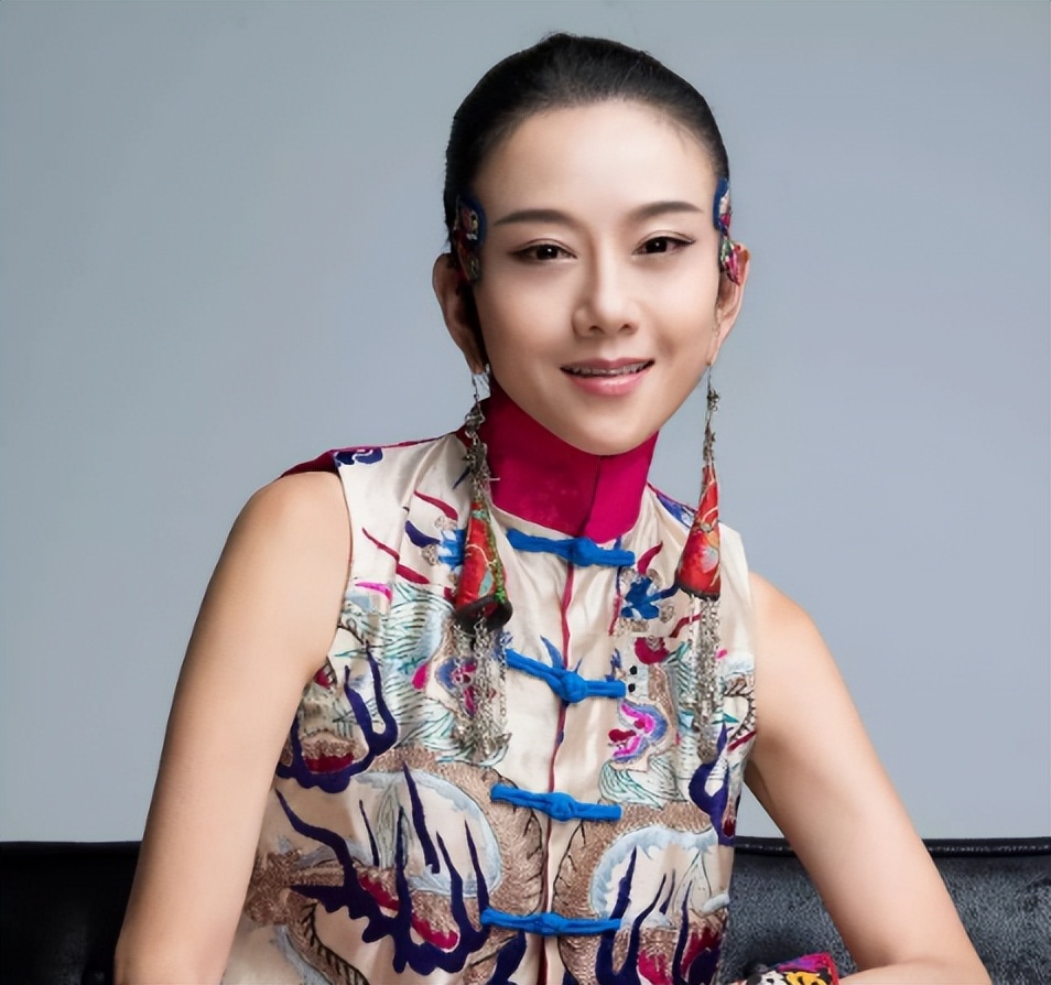 How ruthless is Yang Liping? For 30 years, he has not eaten staple food ...