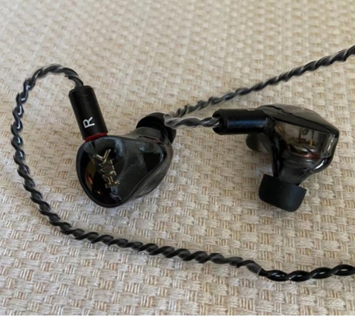 Great headphones for listening to music, 4 balanced headphones with ...