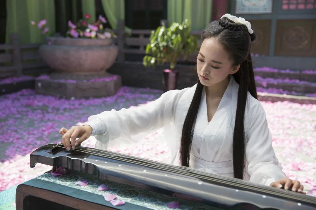 Feng Yue, famous actor - iNEWS