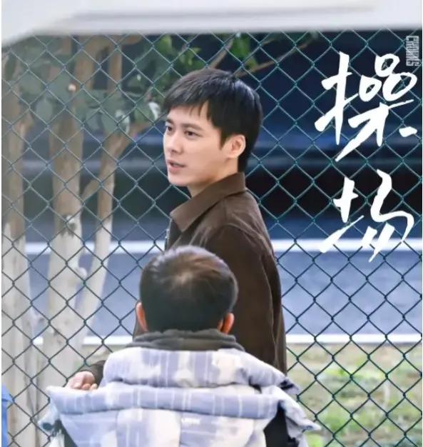 Li Yifeng's absence from CCTV's Mid-Autumn Festival Gala turned out to be dragged into the water ...